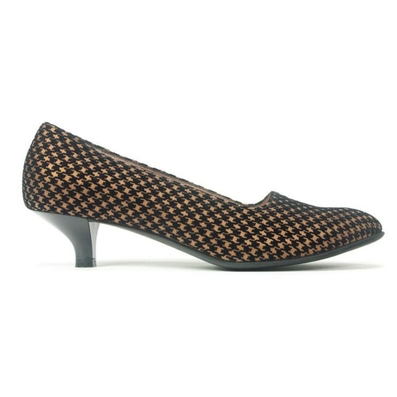 BeautiFeel | Shoes | Nib Beautifeel Arch Support Comfort Suede Kitten ...